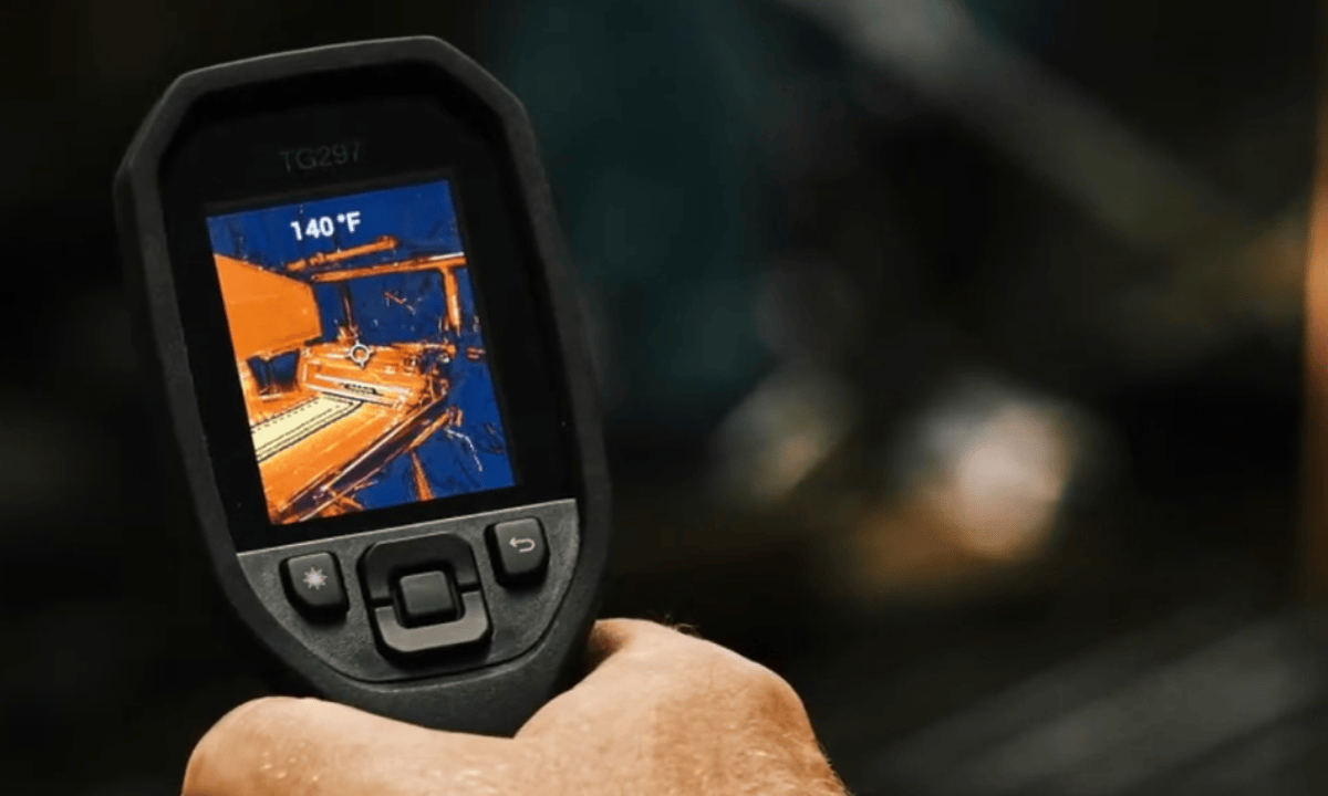 Infrared vs. Thermal: How Night Vision Works in Darkness